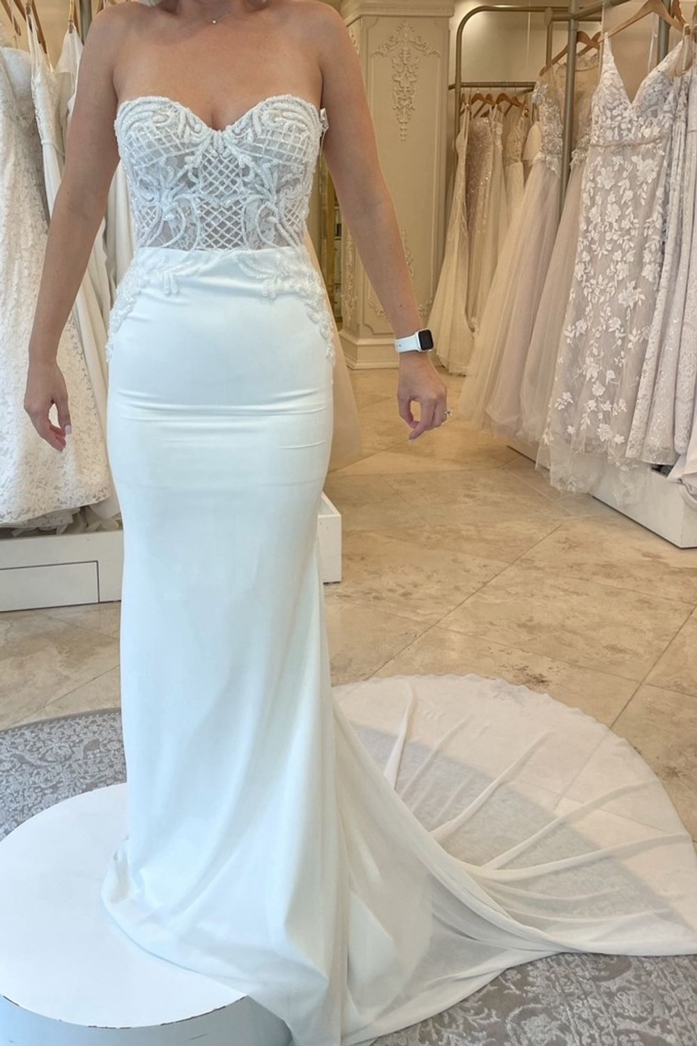 Never Worn Netta BenShabu Kirra with Veil