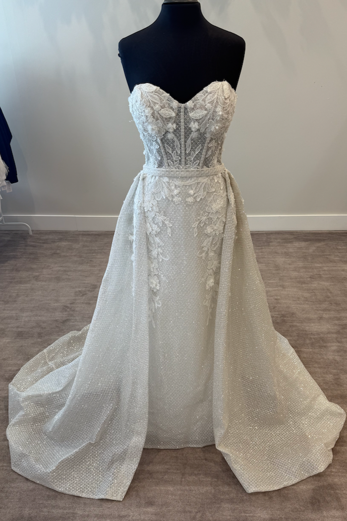 Sample Private Collection Heidi Wedding Dress