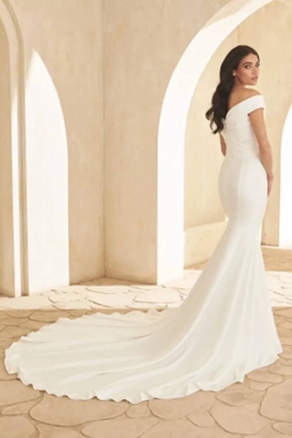 Used Paloma Blanca 5001 with Jacket Wedding Dress